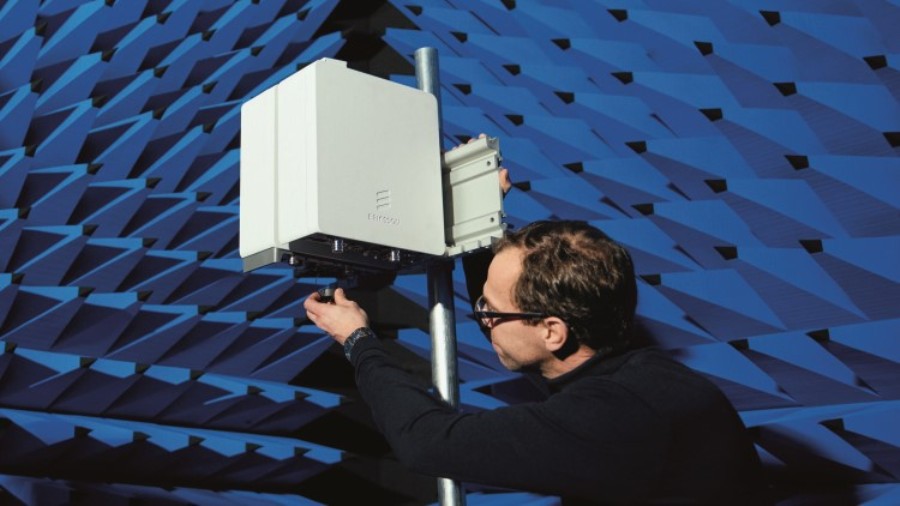 ICT Business | First European Cloud RAN 5G mmWave Demo