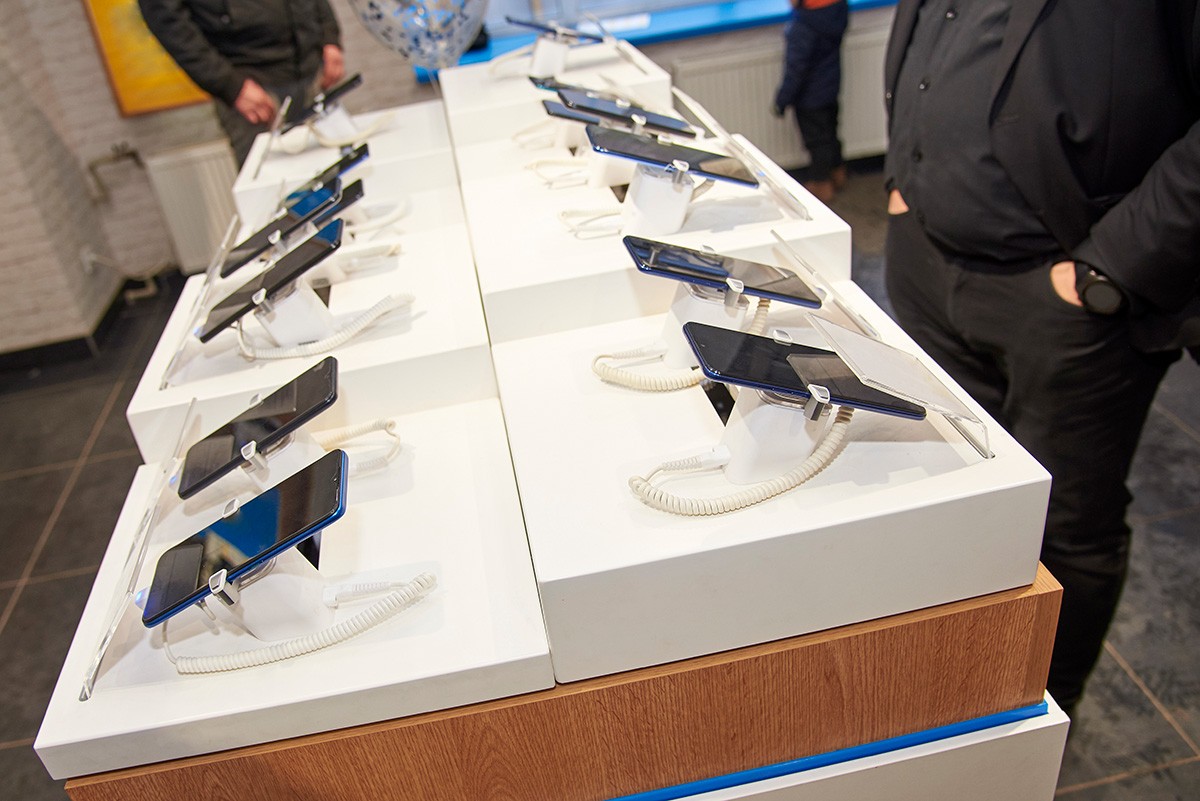 ICT Business | Samsung Leads Global Smartphone Market in 3Q24