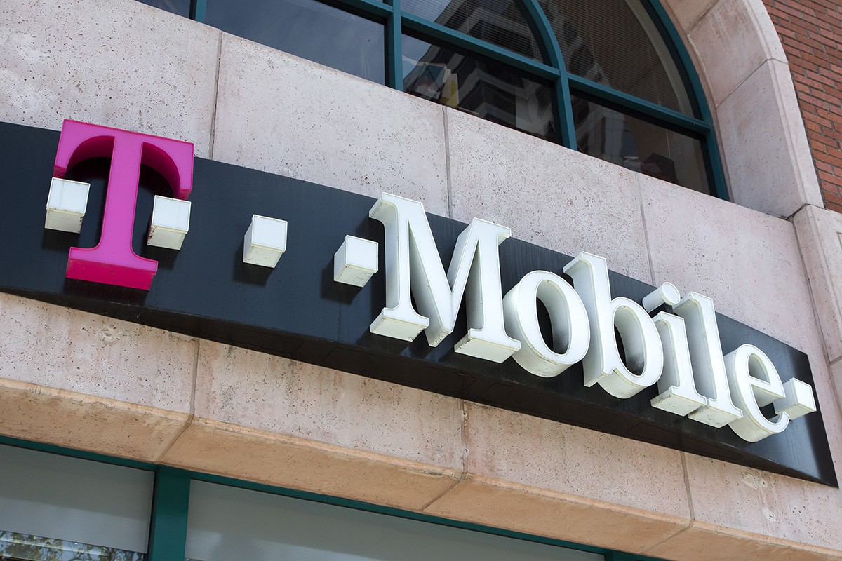 ICT Business | T-Mobile US Adds Satellite Support for WhatsApp and X